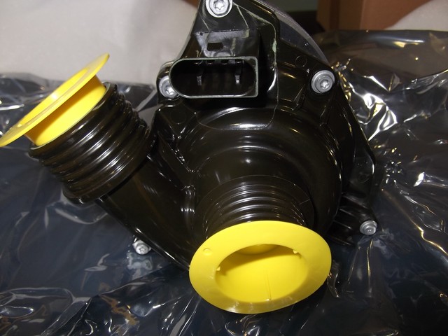 BMW 11517546996 Genuine OEM Factory Original Water Pump for sale online ...