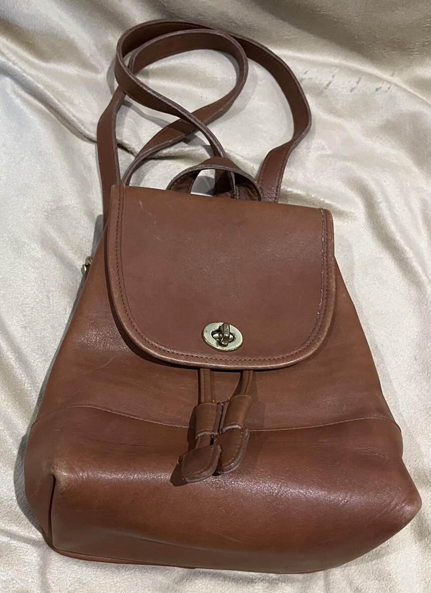 COACH Vintage Light Brown Leather Drawstring Turnlock… - Gem
