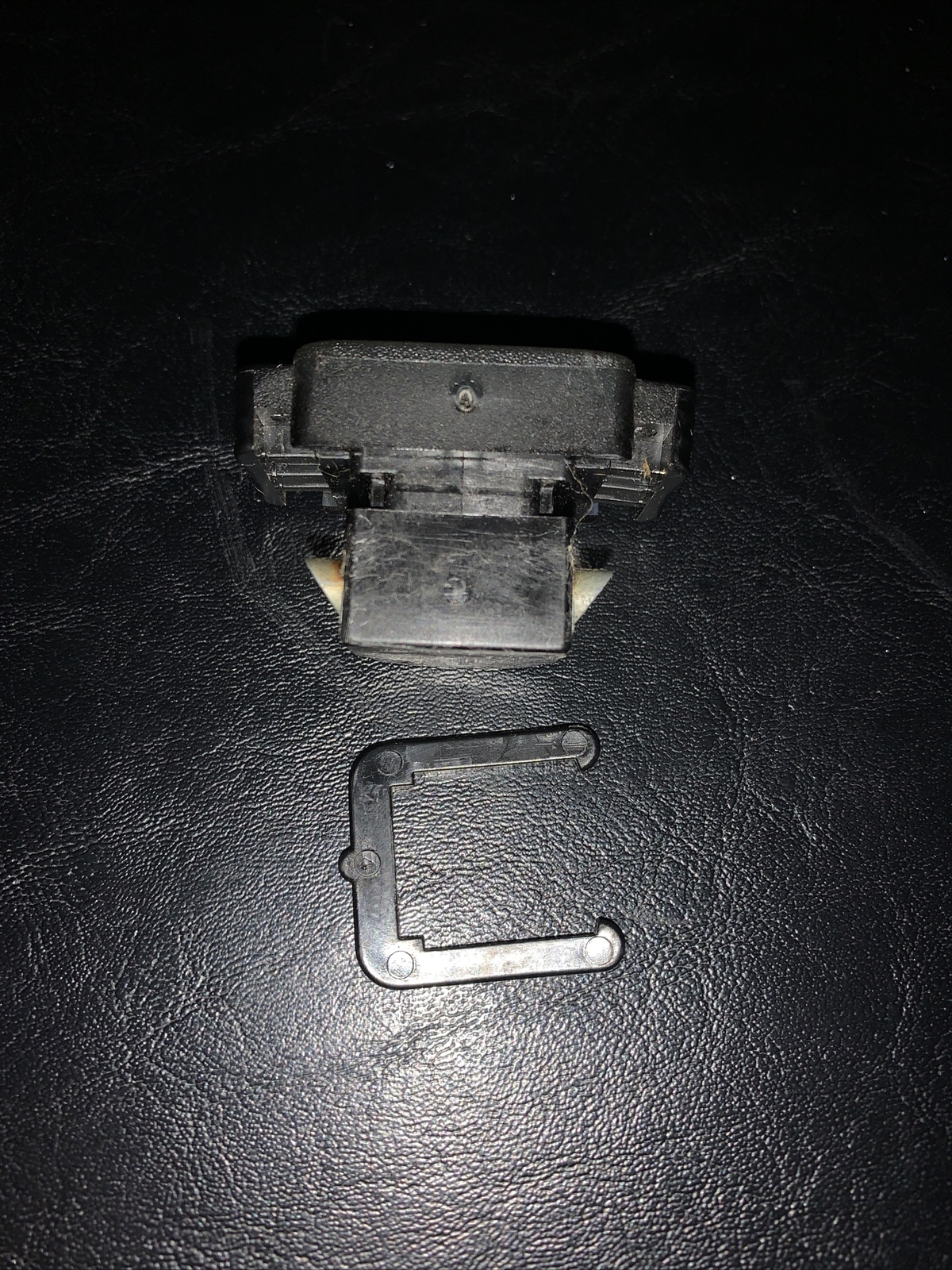 1994-1997 Dodge Ram Glove Box Latch Glovebox 94-97 Ram 1500 2500 3500 ...