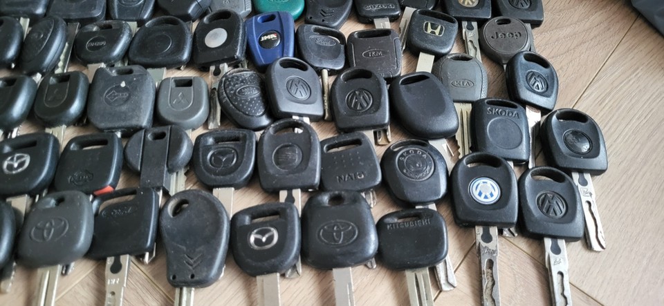 70 x Job Lot Of Remote Car Keys Fob mix with chip - NO BUTTONS | eBay UK