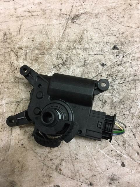 Mercedes-Benz VITO SPRINTER Air Flap Motor U4292002 / M769 for sale ...