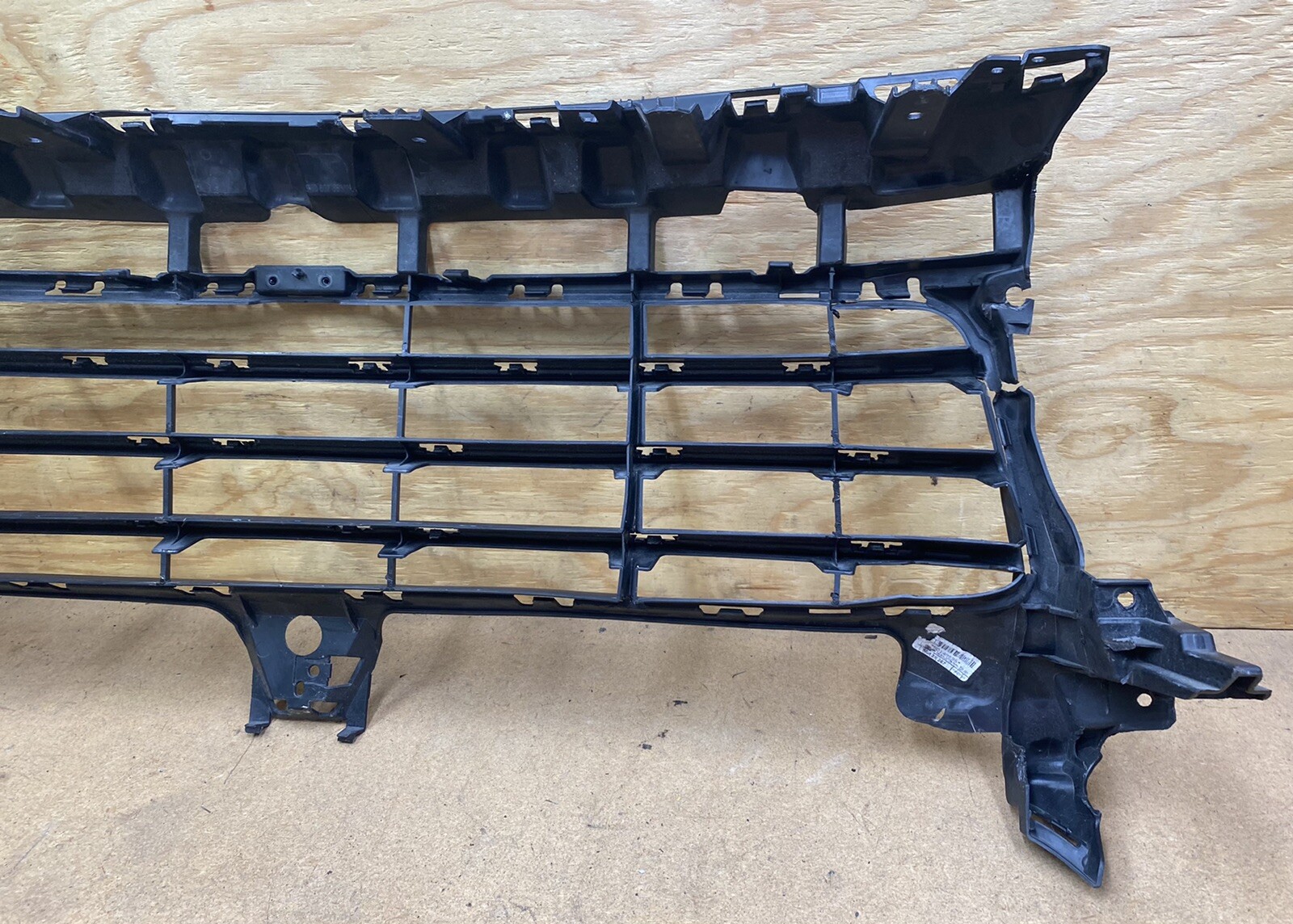 2019 2020 2021 PORSCHE CAYENNE FRONT UPPER CENTER GRILLE OEM 9Y0807683P ...