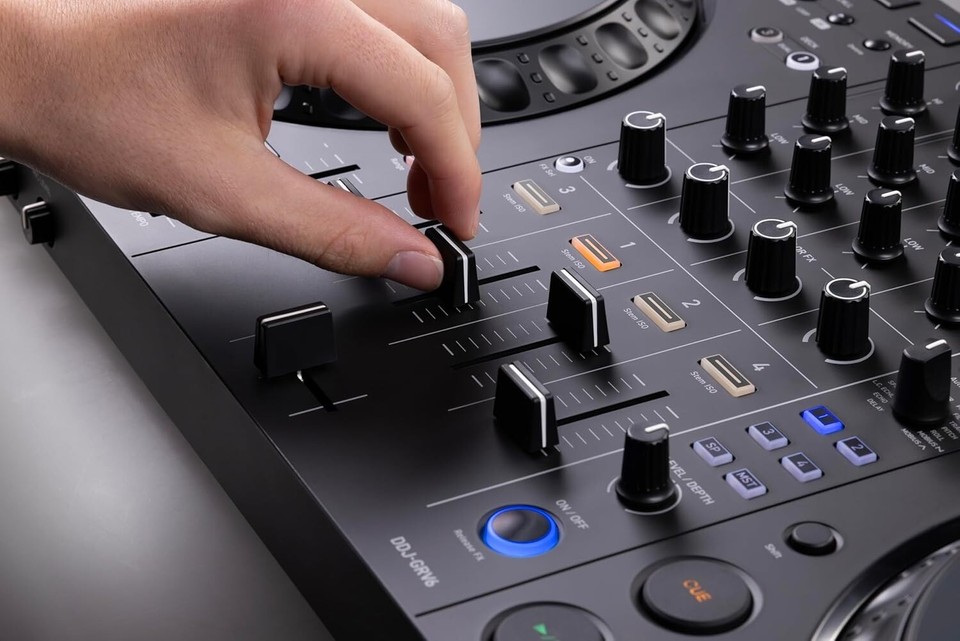 AlphaTheta DDJ-GRV6 4ch Rekordbox Serato Pro DJ Controller 100-240V ...