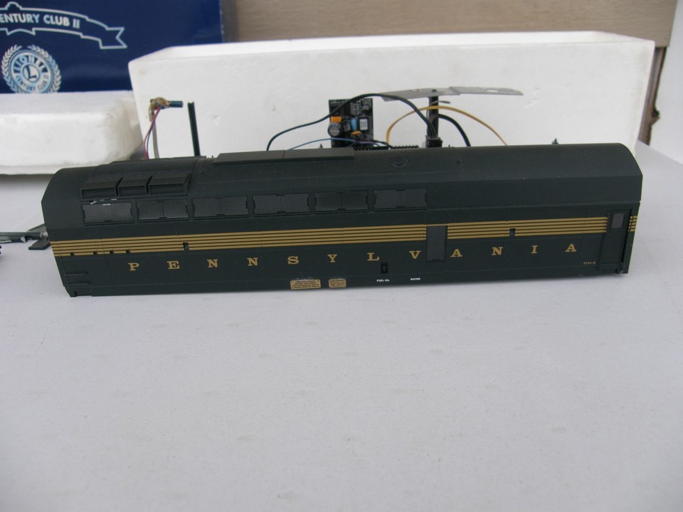 LIONEL 6-24510 CENTURY CLUB II SHARKNOSE B-UNIT LOOKS NEW BUT DAMAGED ...