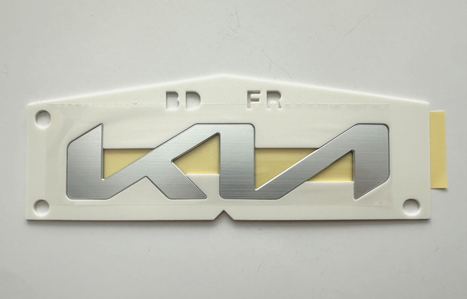 GENUINE OEM Front Hood "KIA" Logo Emblem 86300-M6EA0 for 2022-2023 Kia ...