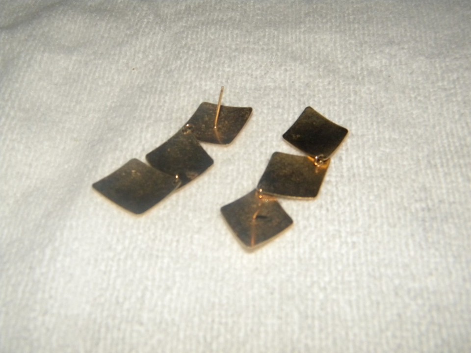 Goldtone Square Dangle Solid Hook No Backs | eBay