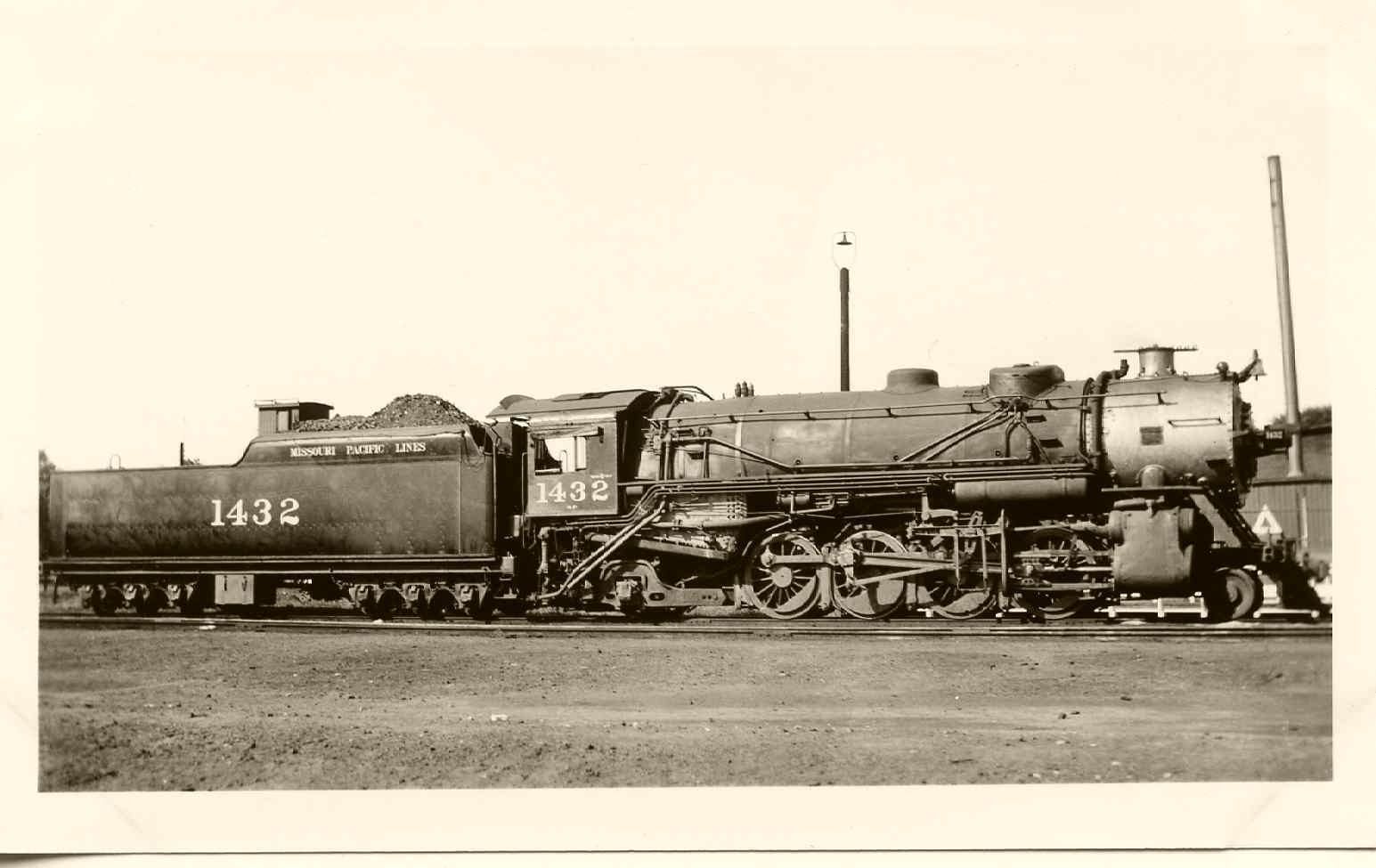 7A430 RP 1931 MOPAC MISSOURI PACIFIC RAILROAD ENGINE #1432 COUNCIL ...