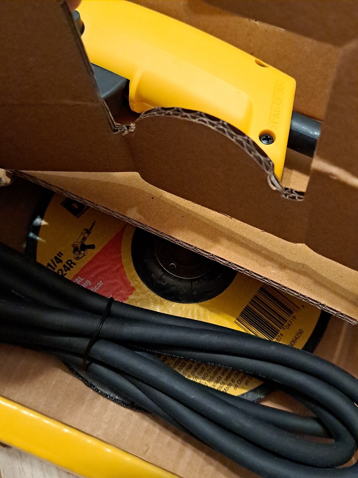 Dewalt DW840 Heavy Duty Medium 7" Angle Grinder Corded Trigger Switch ...