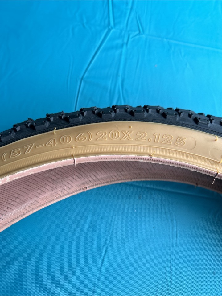 Gum Walk Bicycle Tire 20" x 2.125" Black/Gum Side Wall Comp 3 BMX ...