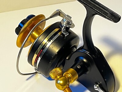 VINTAGE USA PENN 710Z SPINNING REEL | eBay