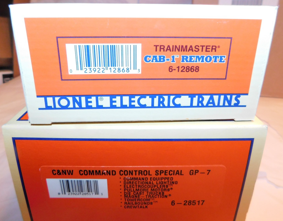 Lionel TMCC #6-28517 C&NW GP7 Command Control Special, Loco, Cab1 ...