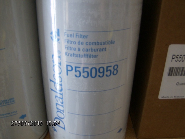DONALDSON P550958 - Fuel filter cross reference