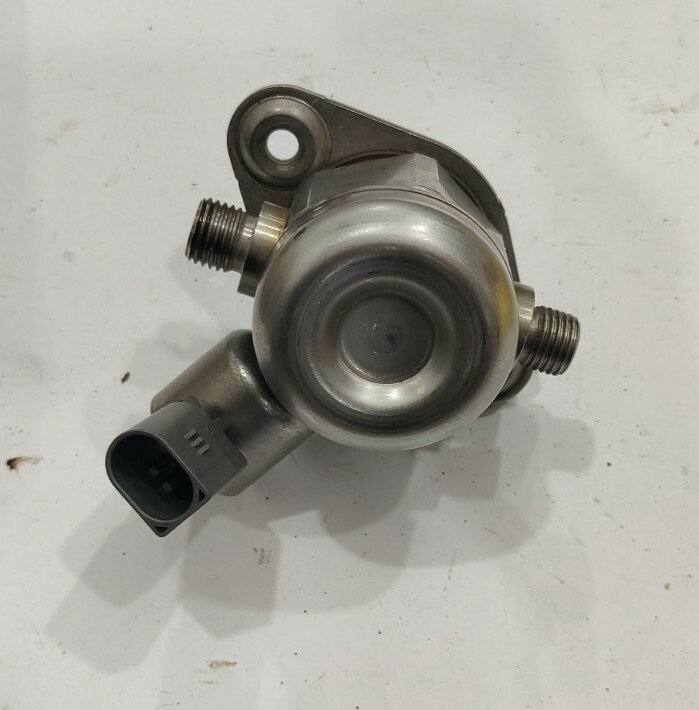 11-15 OEM BMW E88 E92 F30 F10 F12 X1 X6 Engine N55 HPFP High Pressure ...