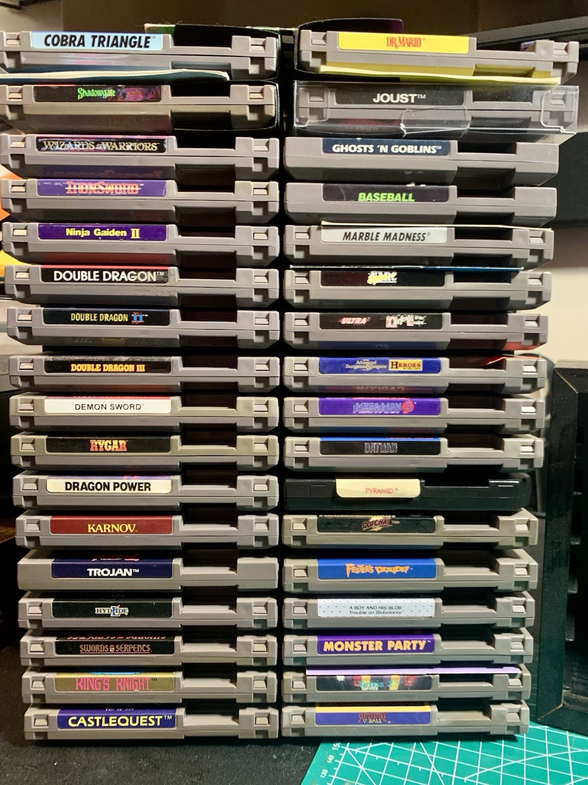 Big NES Game Lot Of 34! Cleaned & Tested w/Licensed Nintendo Wall Shelf ...