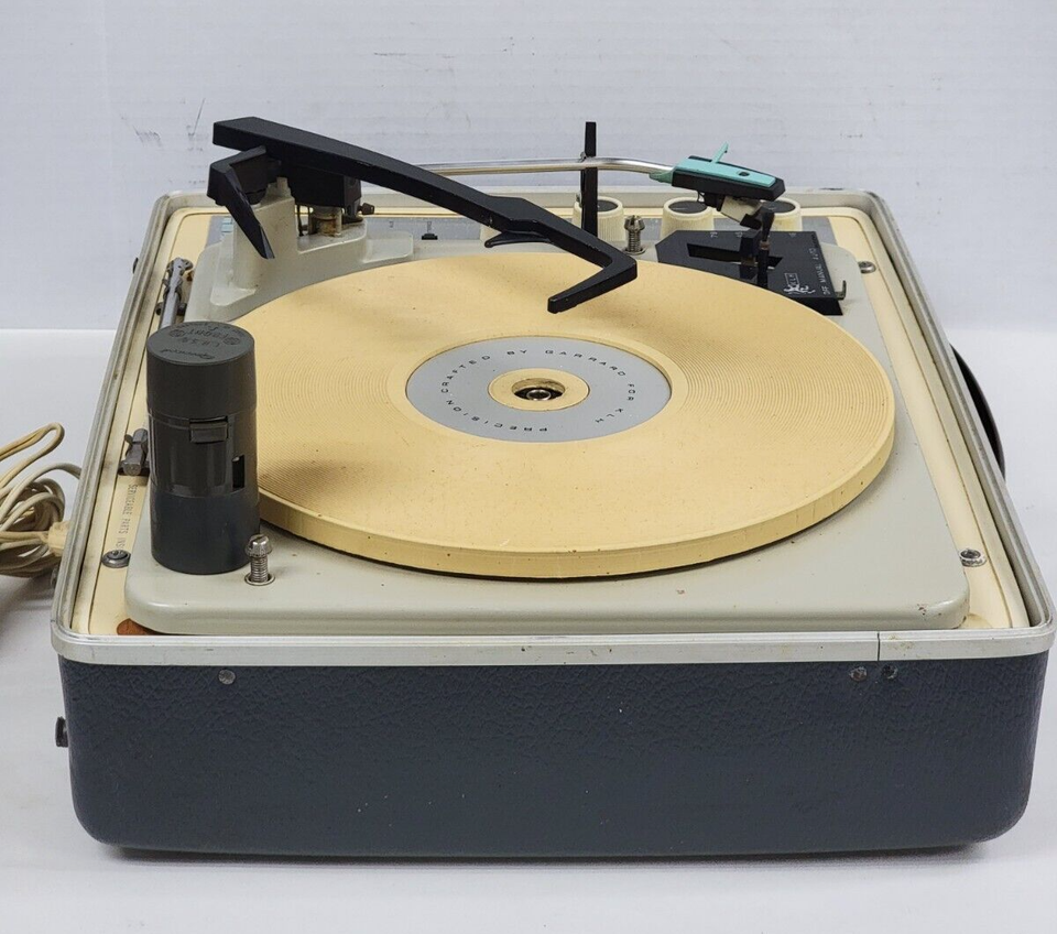 RARE Vintage KLH Model Eleven Portable Suitcase Phonograph Record ...
