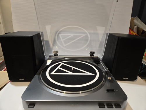 Audio-Technica AT-LP60 Automatic Belt-Drive Turntable w/Edifier R980T ...