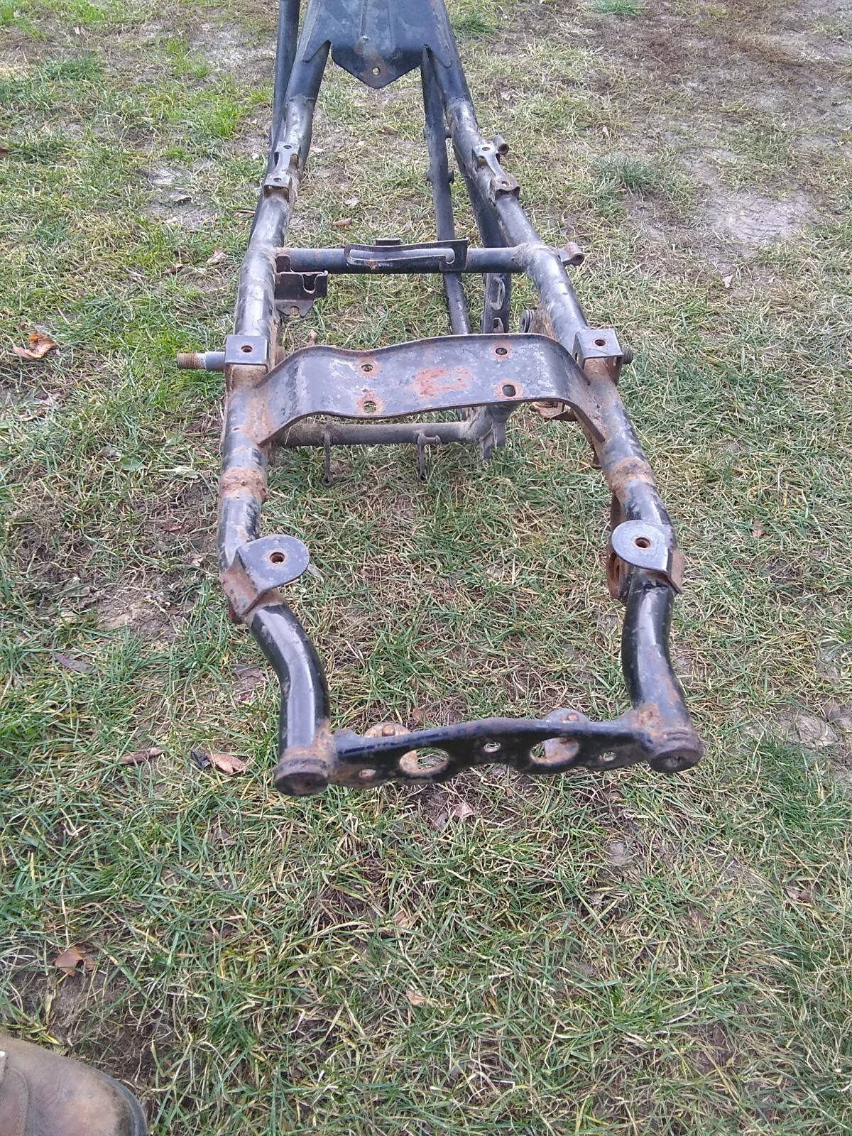 1980-1982 Kawasaki KZ750 Frame Section Please read full description Cut ...