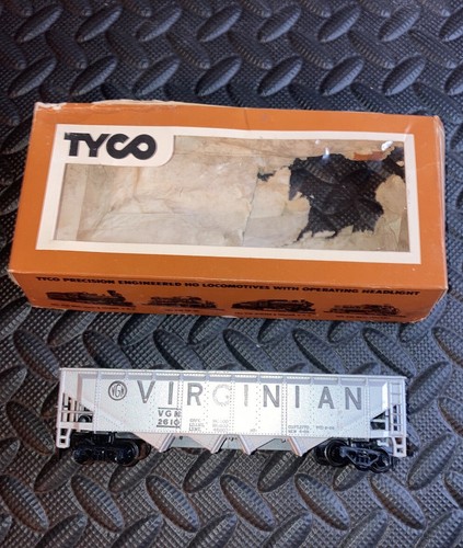 TYCO Virginian Silver-Colored Hopper - Vintage HO Scale Model Train ...