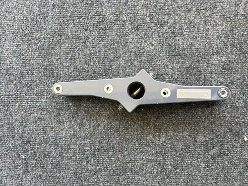 ROBINSON R22 HELICOPTER TAIL ROTOR YOKE (PART NO. A062-2) | eBay