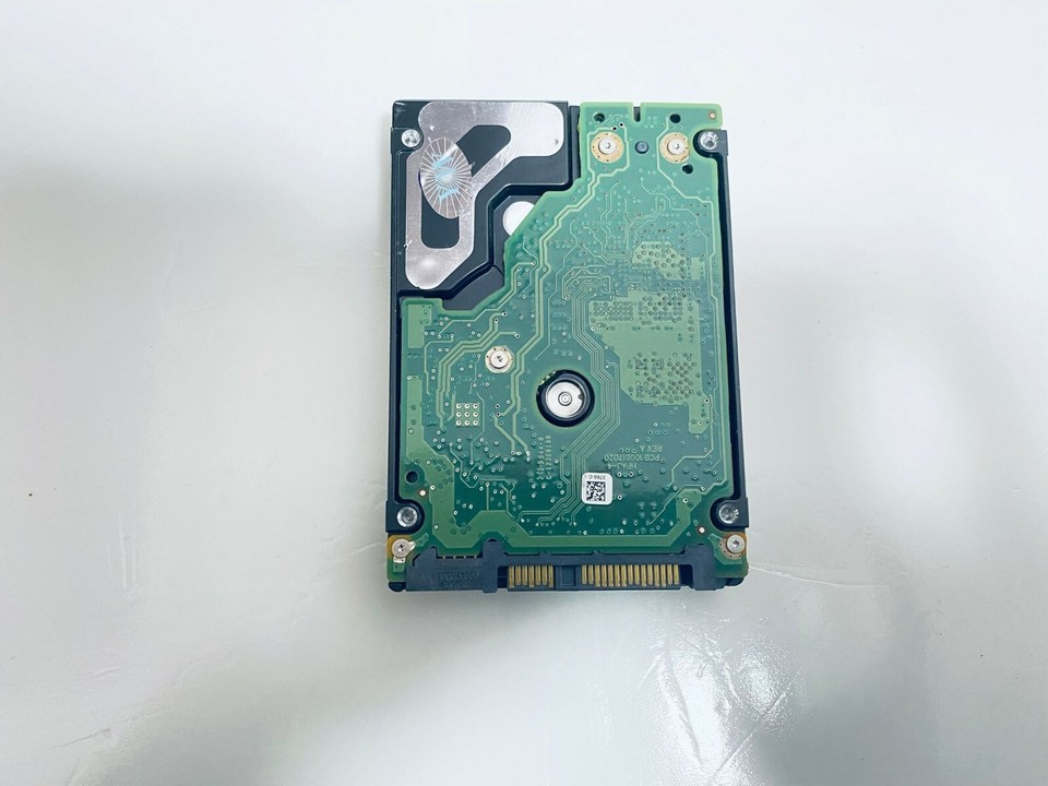 Seagate Savvio ST9900805SS 900GB Internal 10K .5 SAS 6Gb/s 2.5" HDD ...