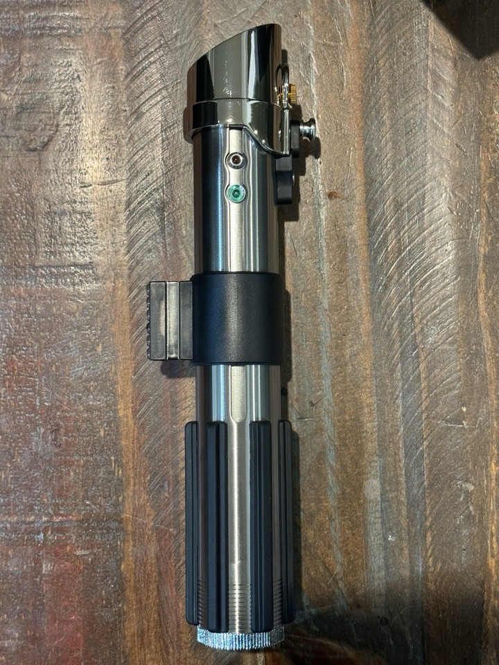 Star Wars Galaxy’s Edge Anakin Skywalker Jedi Apprentice Legacy ...