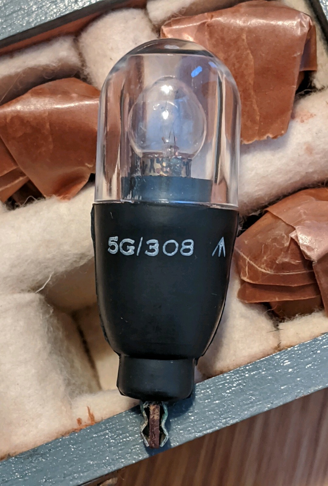 Ex R.A.F / ARMY MILITARY TEST SET BULBS 1950'S NEW OLD STOCK NOS 5G/310 ...
