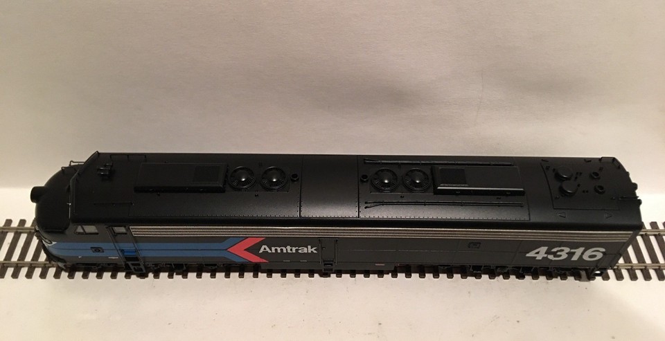 HO Rapido Amtrak Day One Early Black Scheme E8A Locomotive #4316 DCC ...