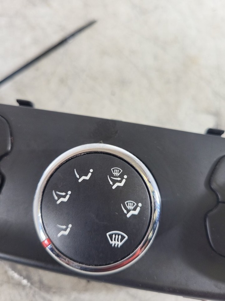 Kia Ceed 2 Ecodynamics Crdi E5 4 Dohc 2012-2018 HEATER CONTROL PANEL ...