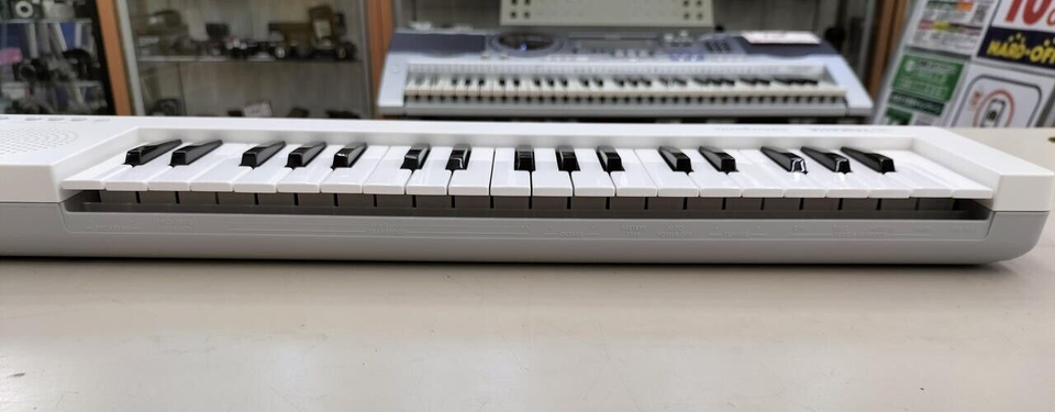 YAMAHA SHS-300 Sonogenic Mini Keytar White 37 Keys w/ Strap USB From ...