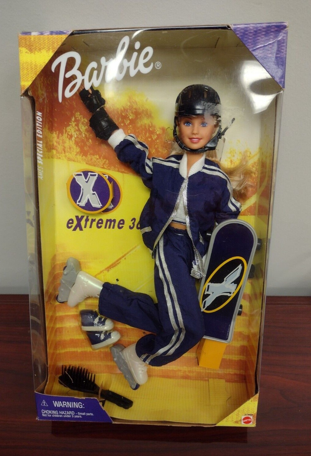 1999 Extreme 360 Barbie with skates & skateboard (Ames Special Edition ...
