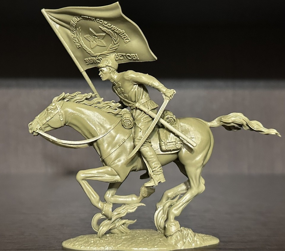 PUBLIUS Soviet mounted soldiers Red Army Toy soldiers 1:32 Soft plastic ...