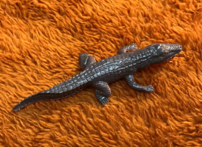 d&d plastic painted giant alligator crocodile miniature toy mini ...