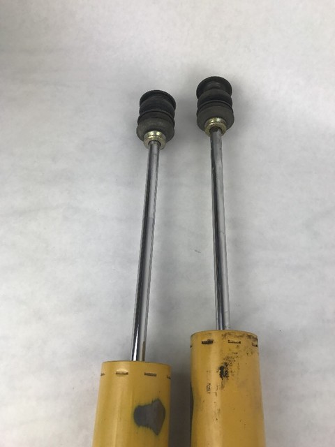 2016 Toyota Tacoma REAR RIGHT Strut shock spring absorber 48530-09895 ...