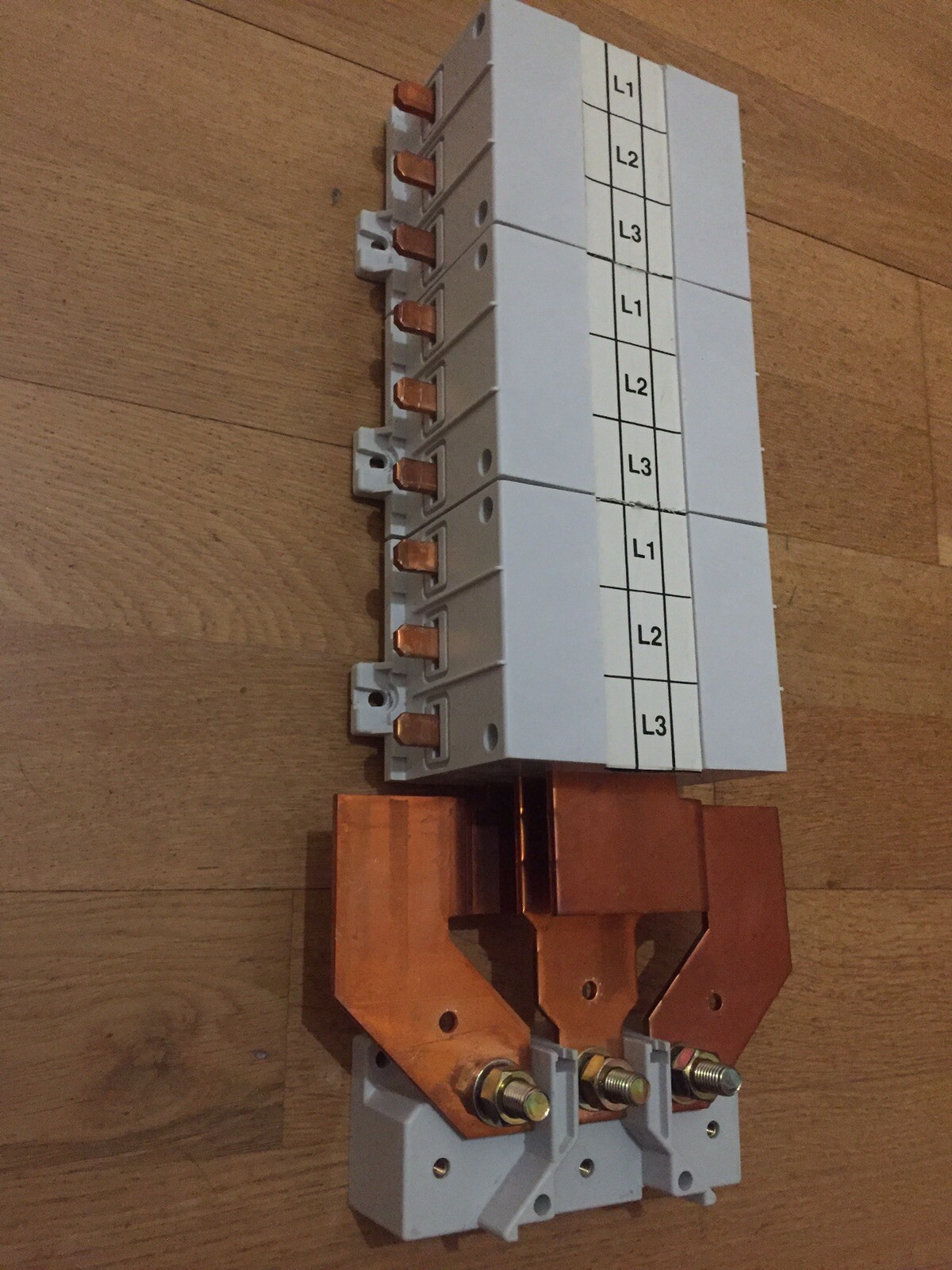Mem Panel MCCB Distribution Board Box Fuse 6 Way 3 Phase Busbar Buzzbar ...