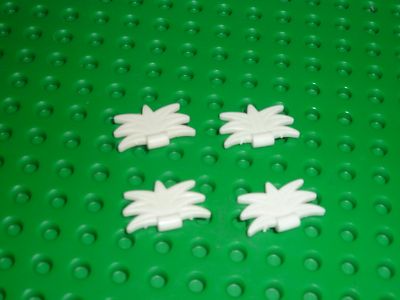 4 x LEGO minifig plume 6029b / set 6278 6292 6769 6762 5975 6091 6095 ...