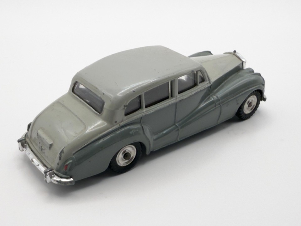 VINTAGE DINKY TOYS # 150 ROLLS ROYCE SILVER WRAITH TWO TONE GREY ...