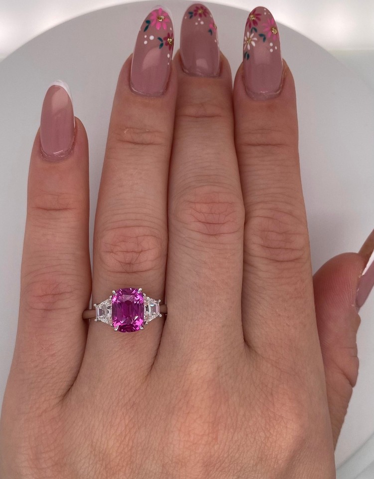 Stunning GRS Unheated 4 Ctw Vivid Pink Sapphire & D VVS Diamond ...
