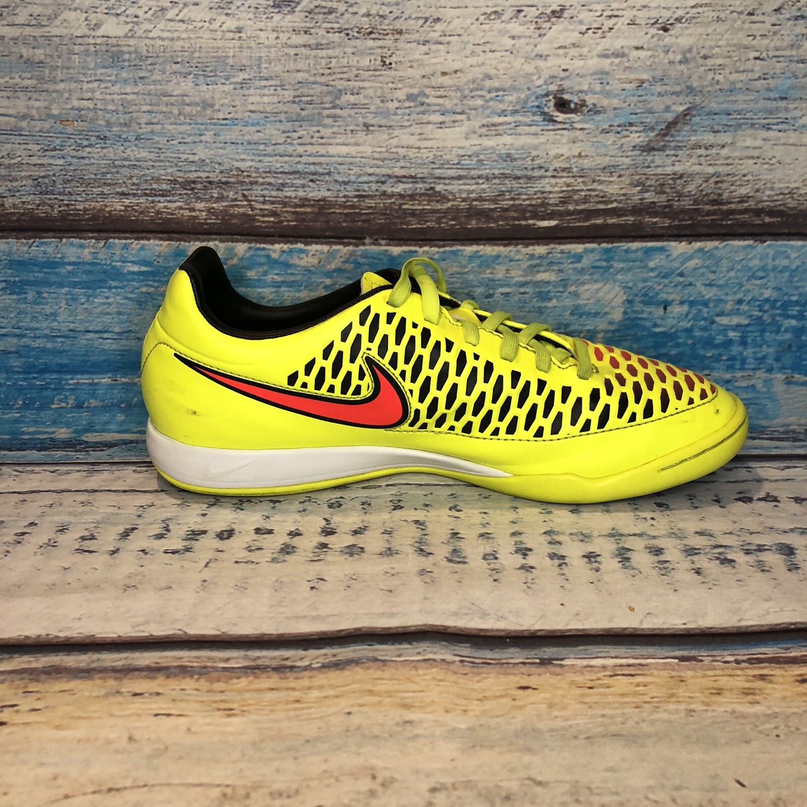 Nike Magista 651541-770 Yellow Pink And Black Soccer Athletic Sneakers ...