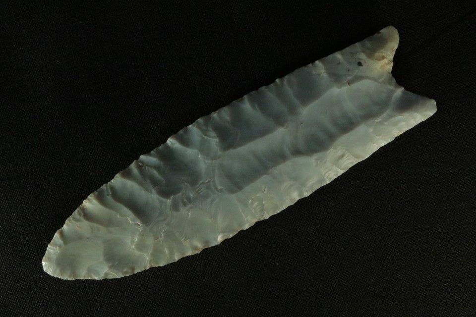 4 7/16 inch Fluted Townsend Clovis Point, Indian Artifacts, G-10 with COA | eBay
