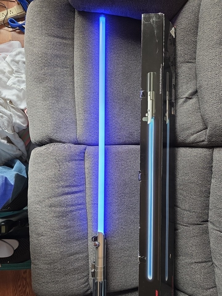 Hasbro B3922 Star Wars Lightsaber - Blue 630509348015| eBay