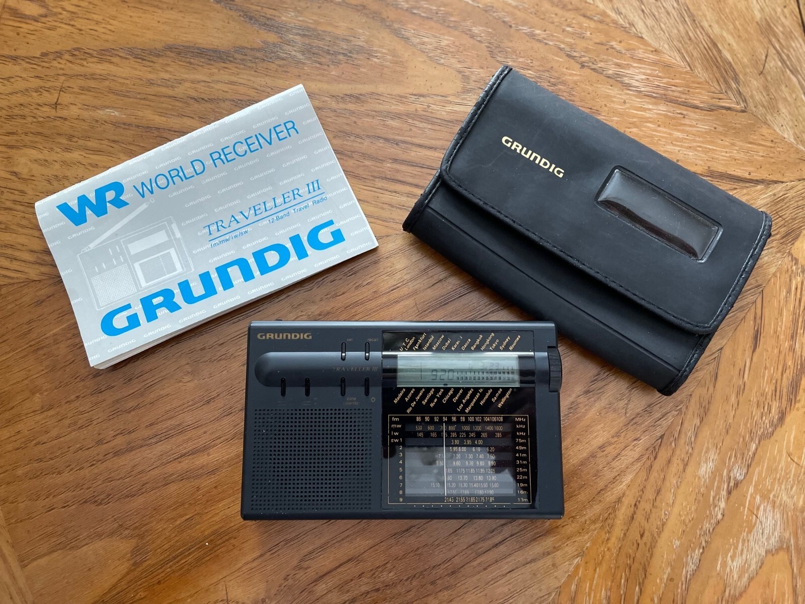 Grundig Traveller III Shortwave Radio - World Receiver 12 Band Travel ...