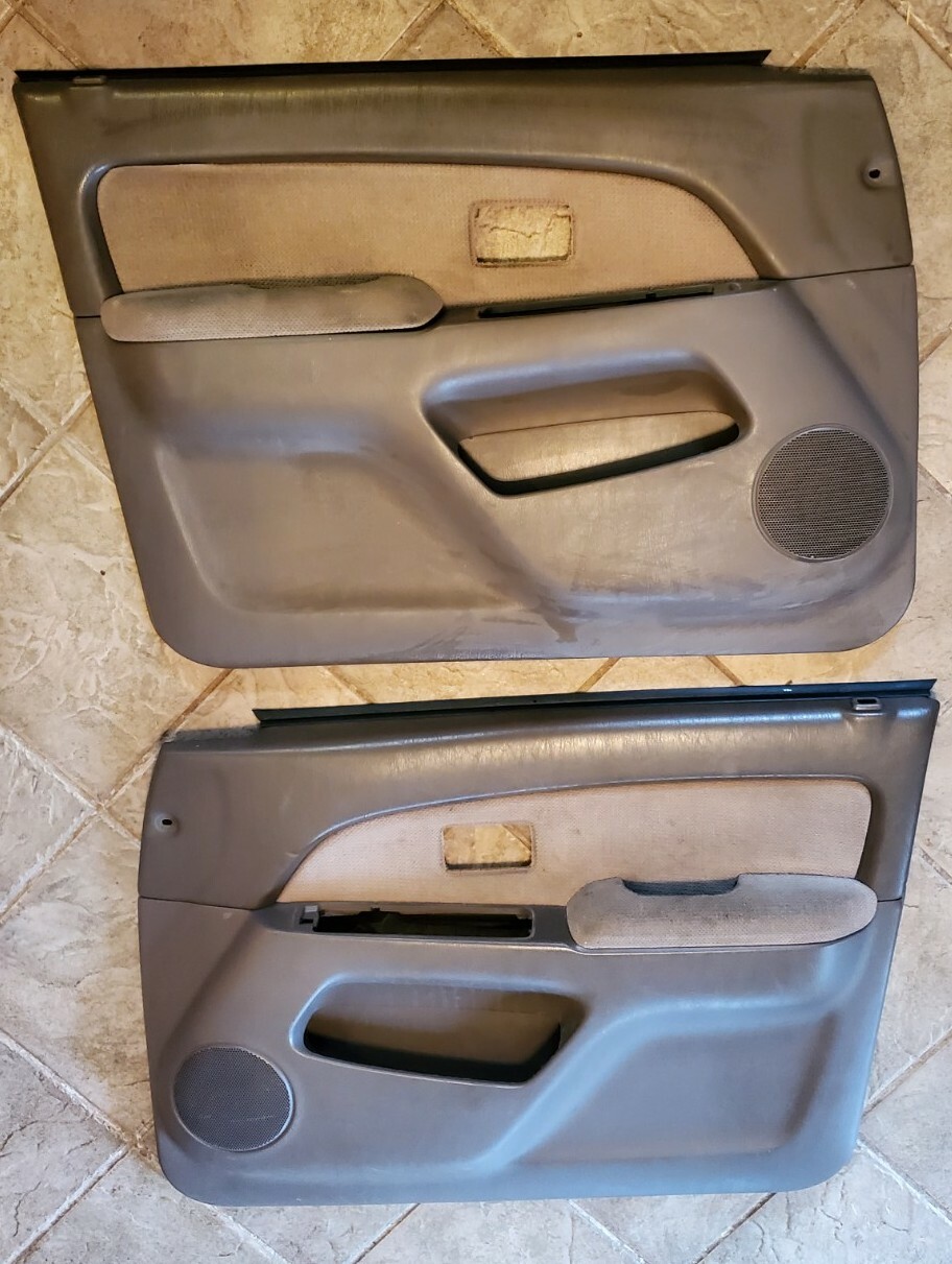 1996 2002 Toyota 4Runner Door Panel FRONT SET driver Passenger OEM SR5 ...