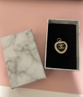 Chanel Zipper Pull And Pouch | eBay