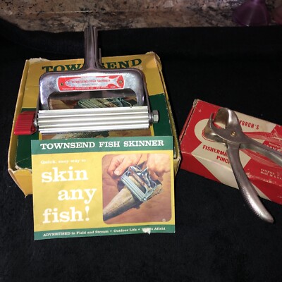 Other - Vintage Townsend Fishing Skinner