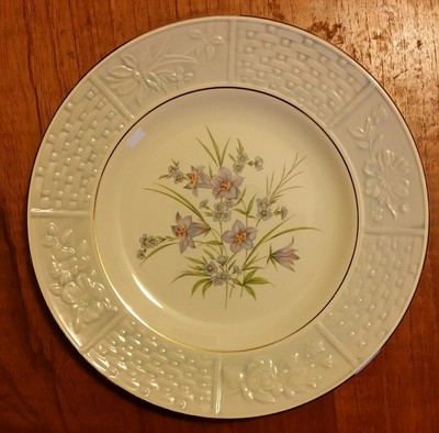 Weatherby Royal Falcon Gift Ware Decorative Plate - Floral pattern ...