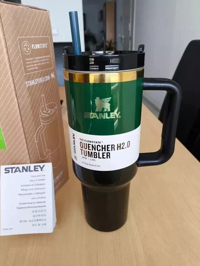 Stanley Wicked x Target Elphaba Quencher Tumbler 40oz H2.0 Flowstate ...