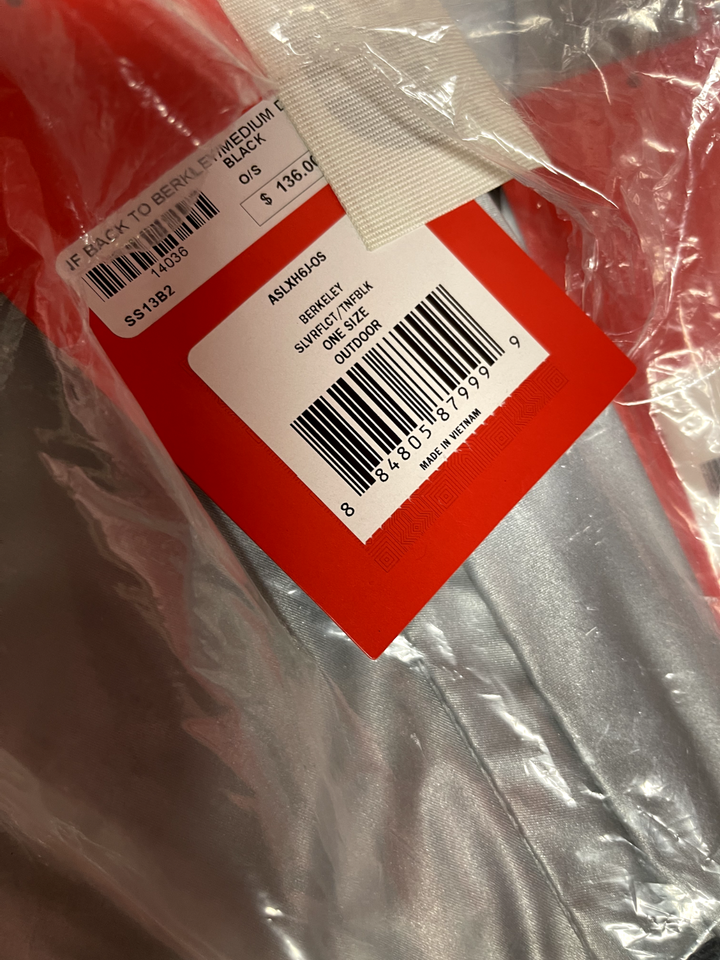 SUPREME NORTH FACE BERKELEY 3M REFLECTIVE BACKPACK NEW BLACK | eBay