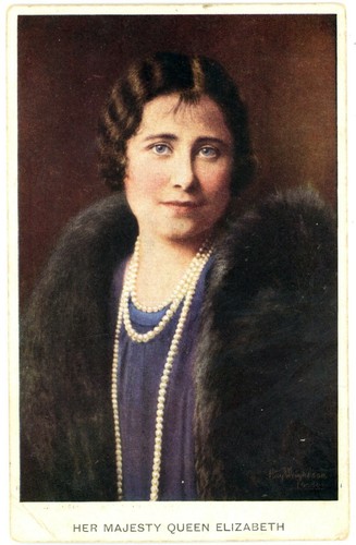 Her Majesty Queen Elizabeth, In Fur Coat And Pearl Necklace, Portrait ...