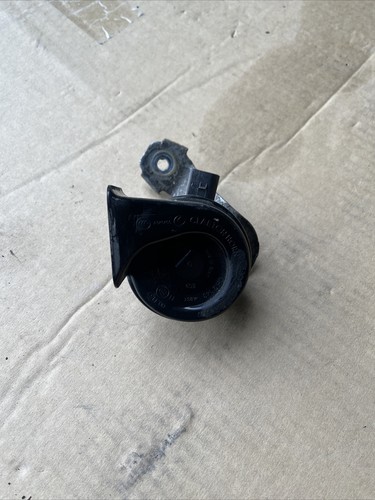 2015 Volkswagen Jetta Low Tone Horn 5C0951221B 5C0951206AD | eBay