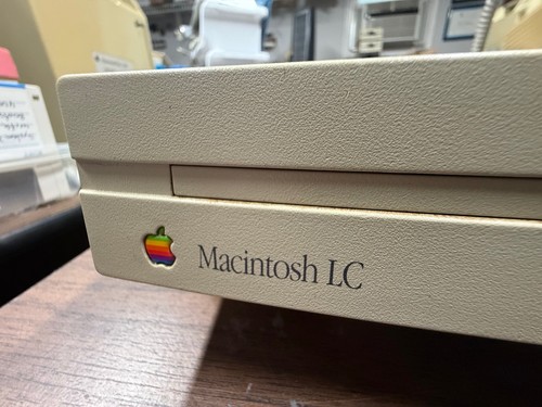 Macintosh LC, BlueSCSI, OS 7.1, OS 7.5.5, OS 7.6.1 - RECAPPED LB & PS ...